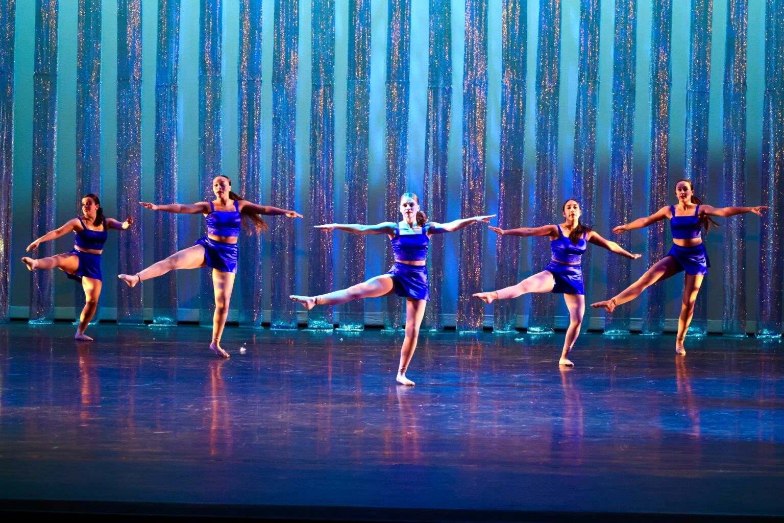 THE “FOREVER RED” EXPERIENCE | Stunning photos from the Hi-Steppers ...