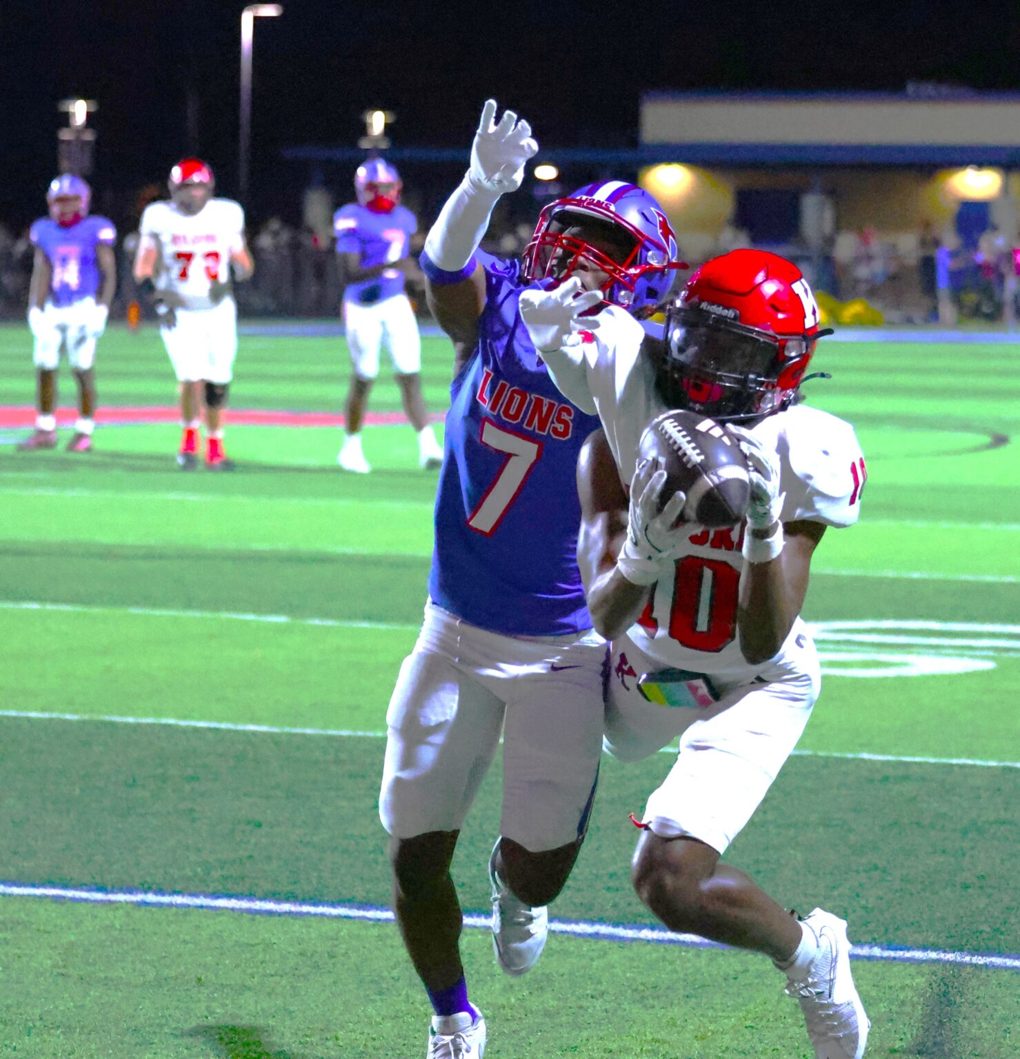 LIKE CATS & DOGS | Kilgore wins in Henderson, 27-12